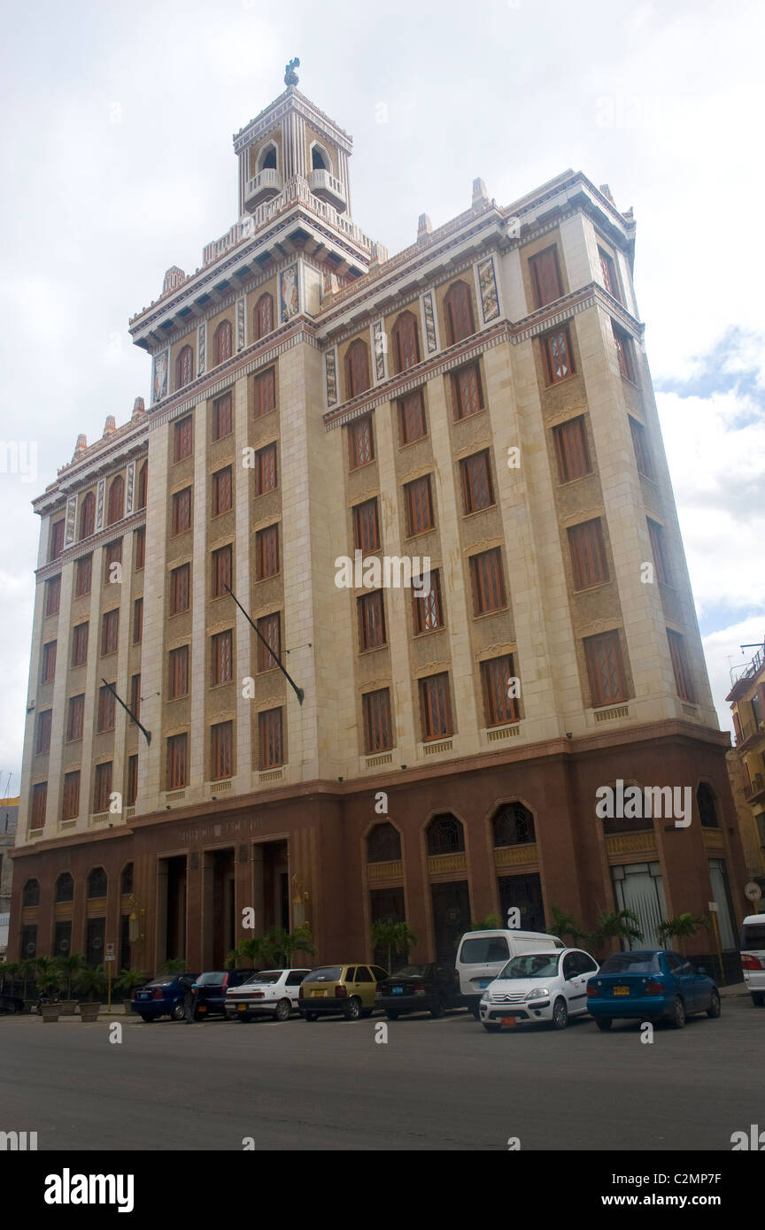 Bacardi building havana hi-res stock photography and images - Alamy