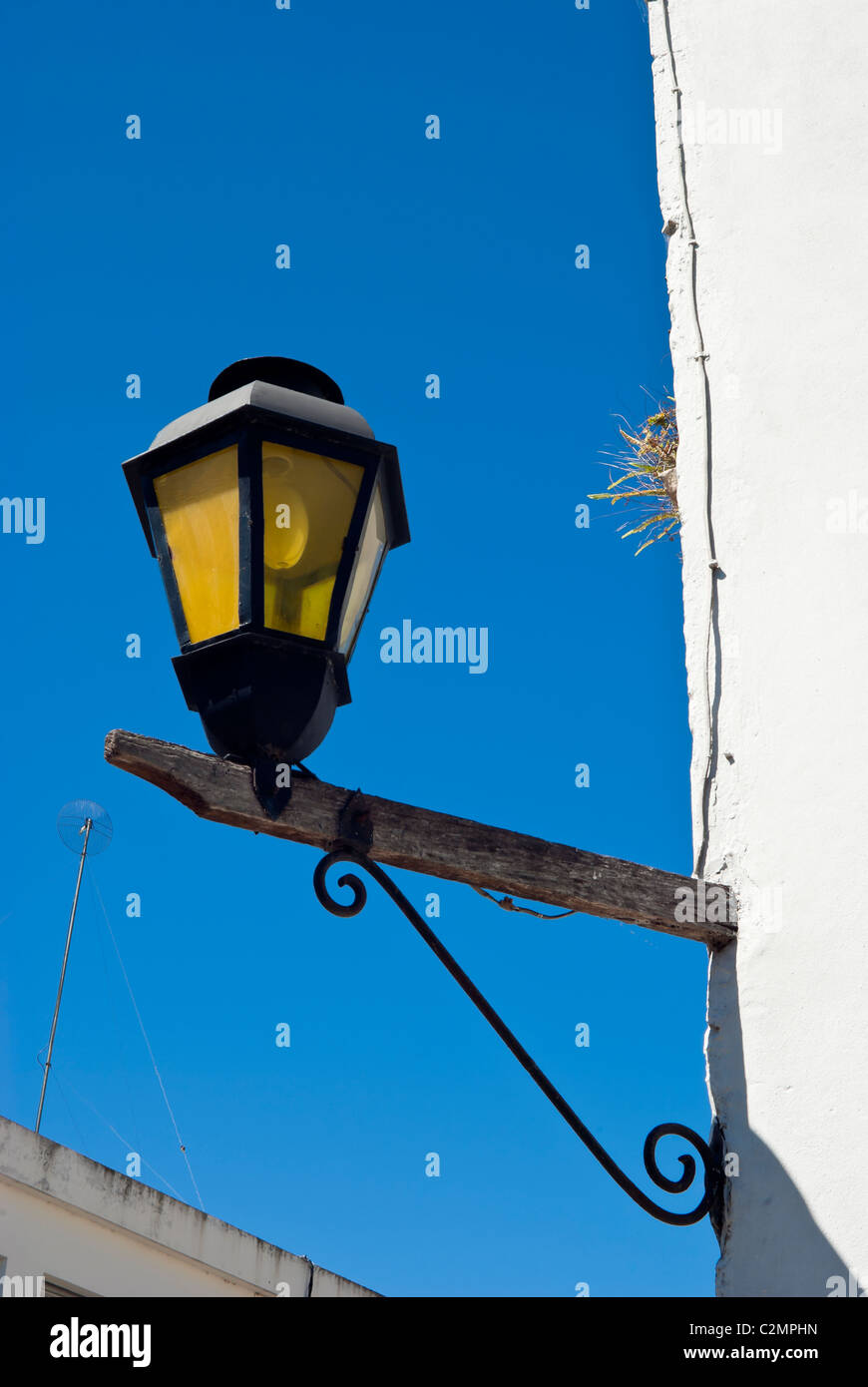 Corner bracket street light hi-res stock photography and images - Alamy