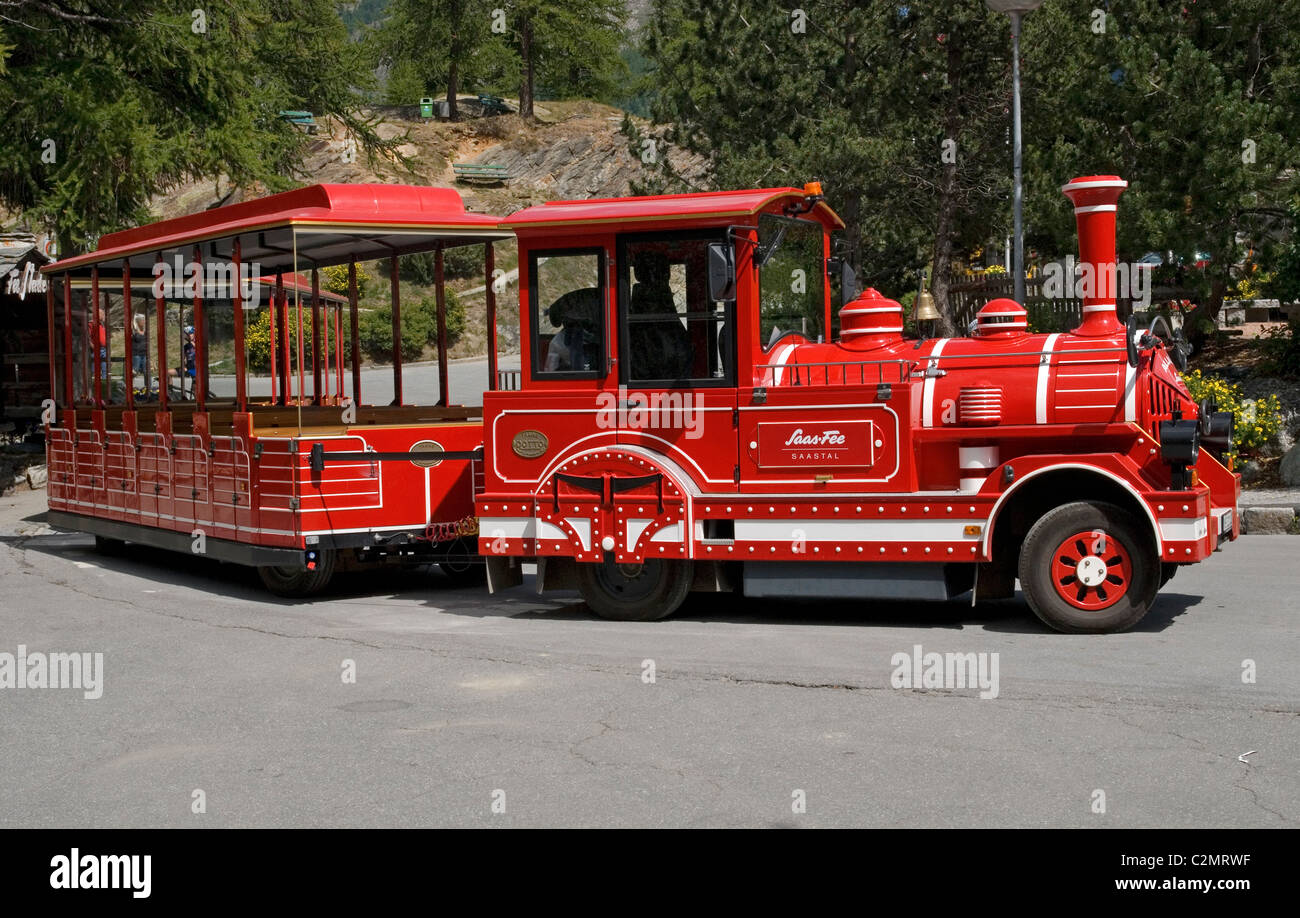 Switzerland train alps hi-res stock photography and images - Alamy