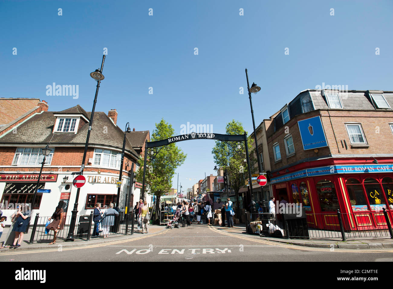 Street market on Roman Road, Hackney, London, United Kingdom Stock ...