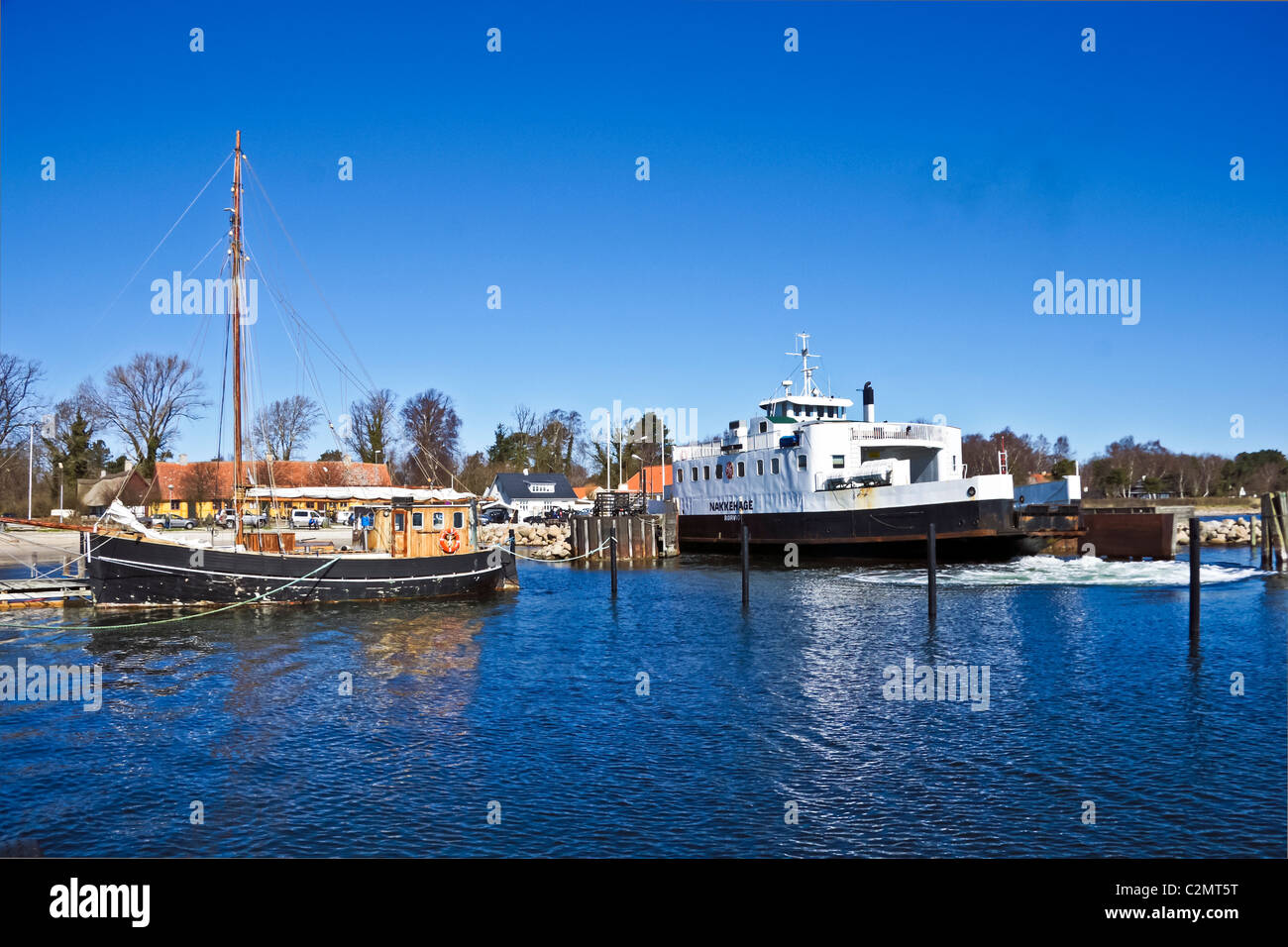 The Roervig-Hundested ferry Nakkehage is preparing to berth in Roervig ...