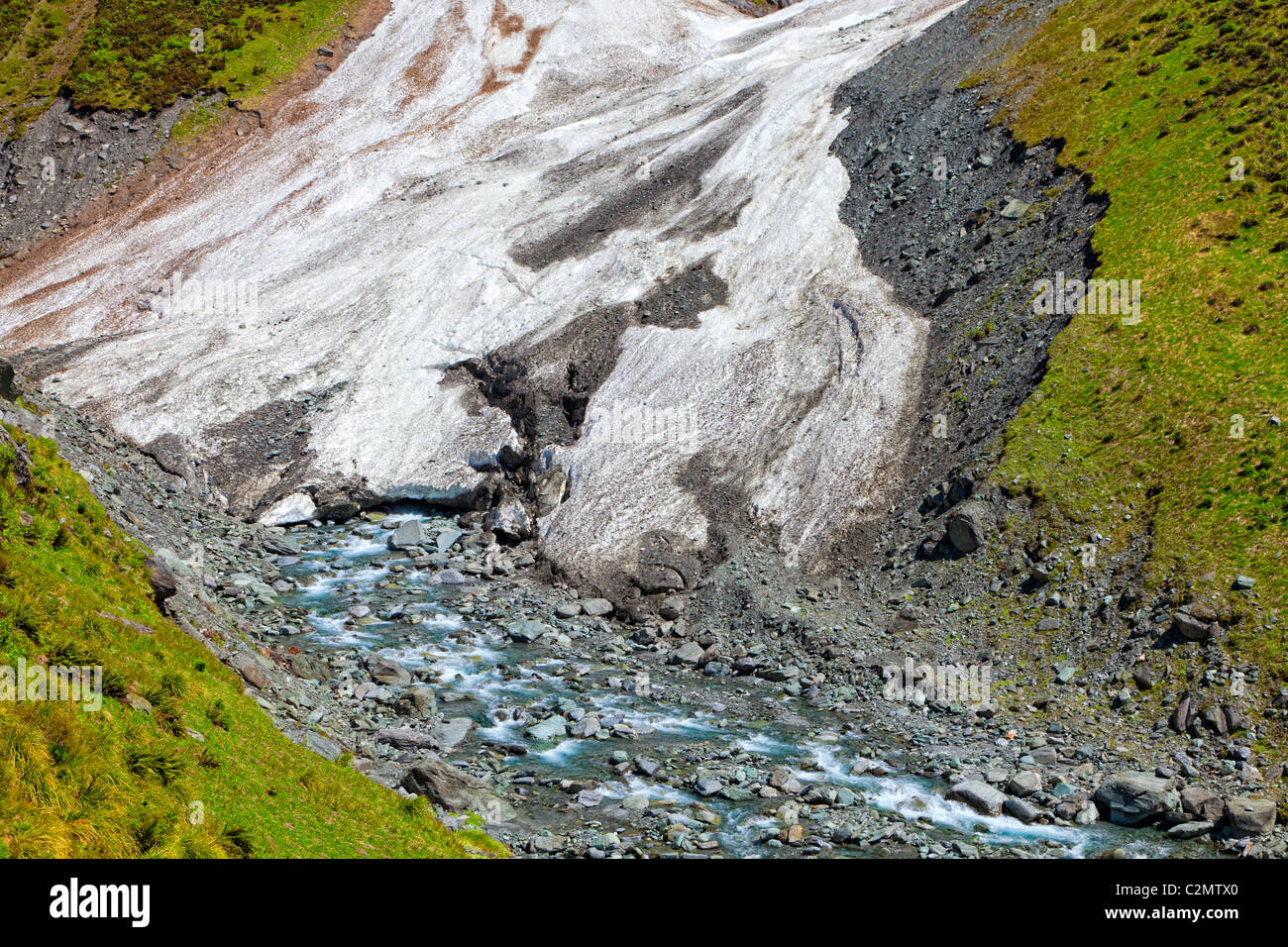Steam rocks snow melt nature river hi-res stock photography and images ...