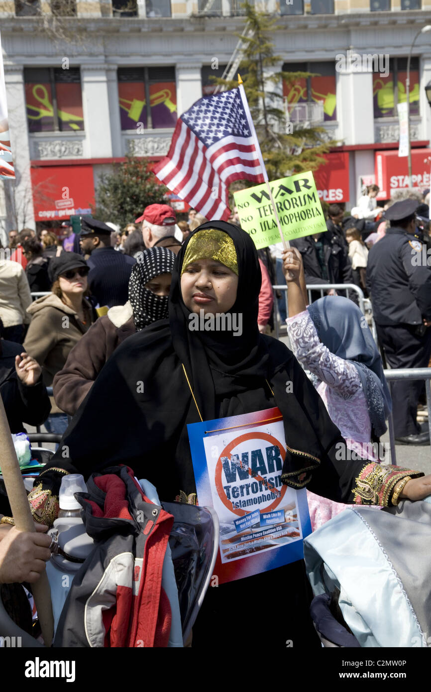 Anti war protest march hi-res stock photography and images - Alamy