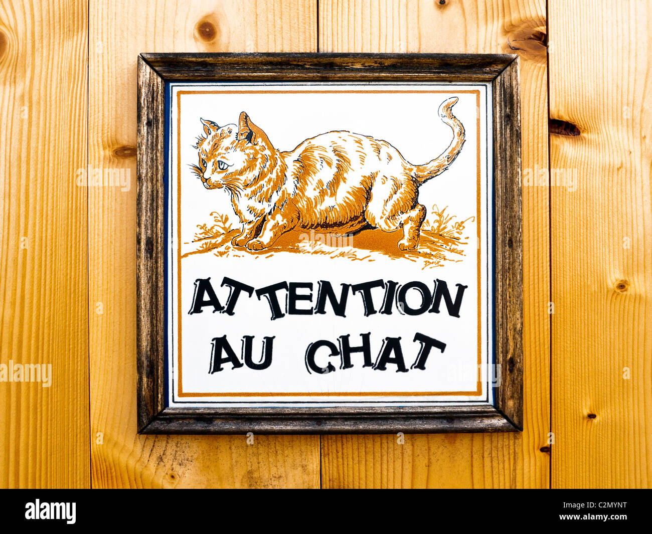 Attention au chat hi-res stock photography and images - Alamy