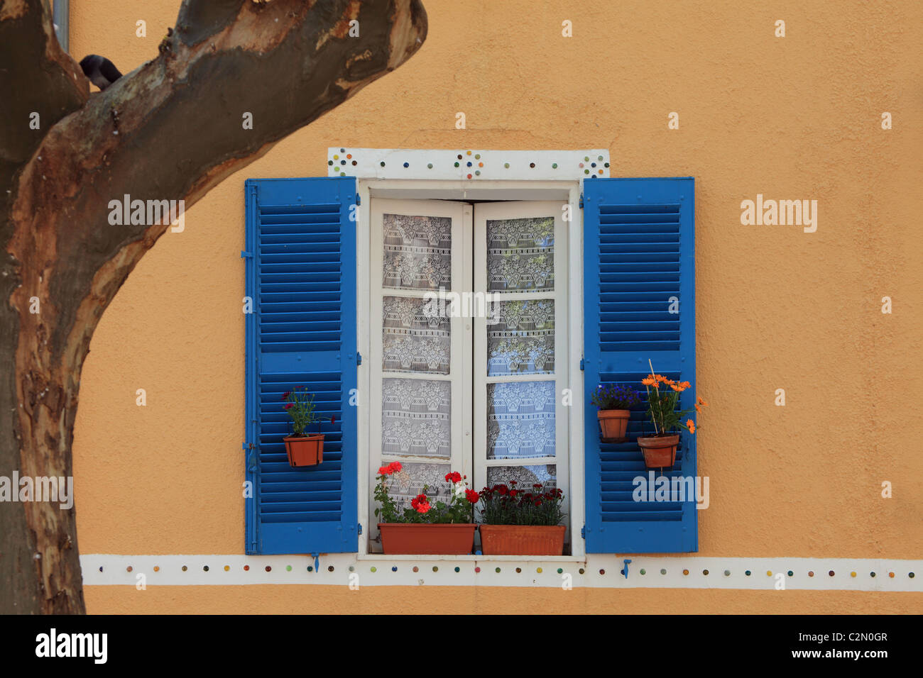 The picturesque Provence village of Lorgues Stock Photo - Alamy