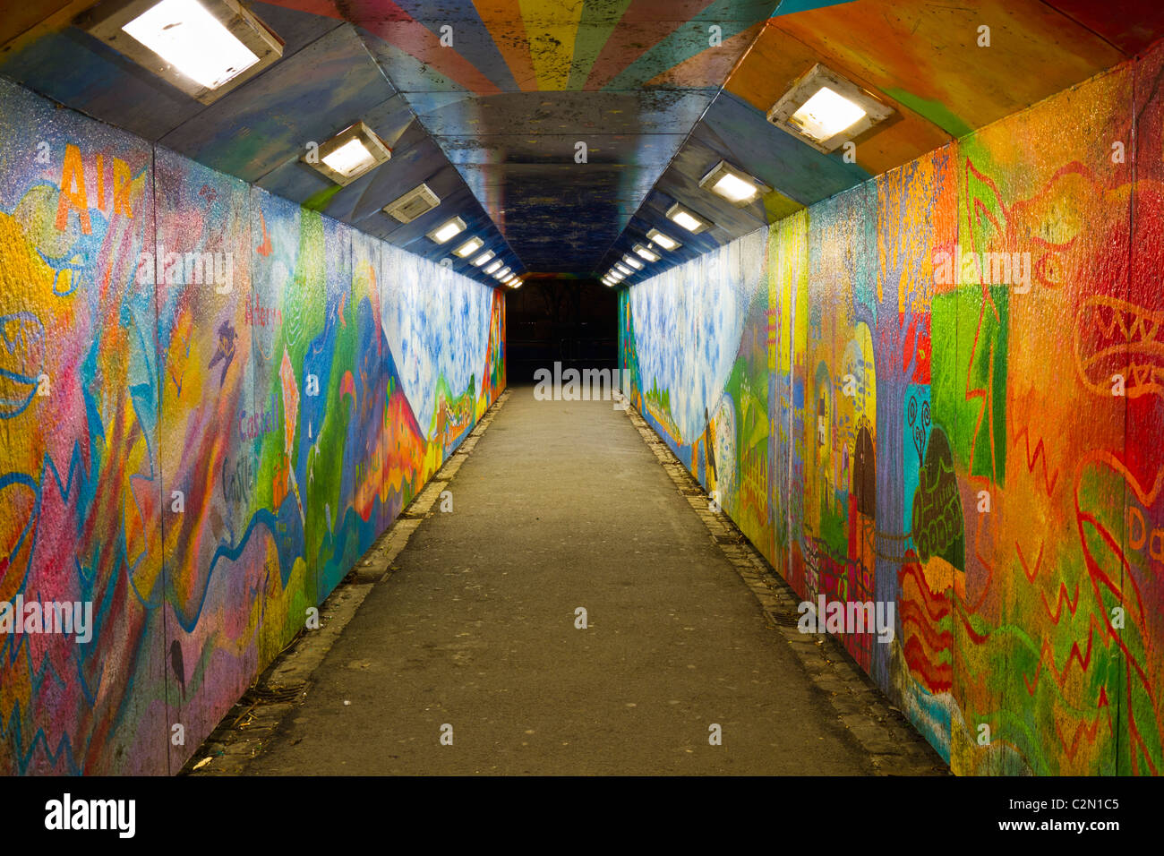 Graffiti subway hi-res stock photography and images - Alamy
