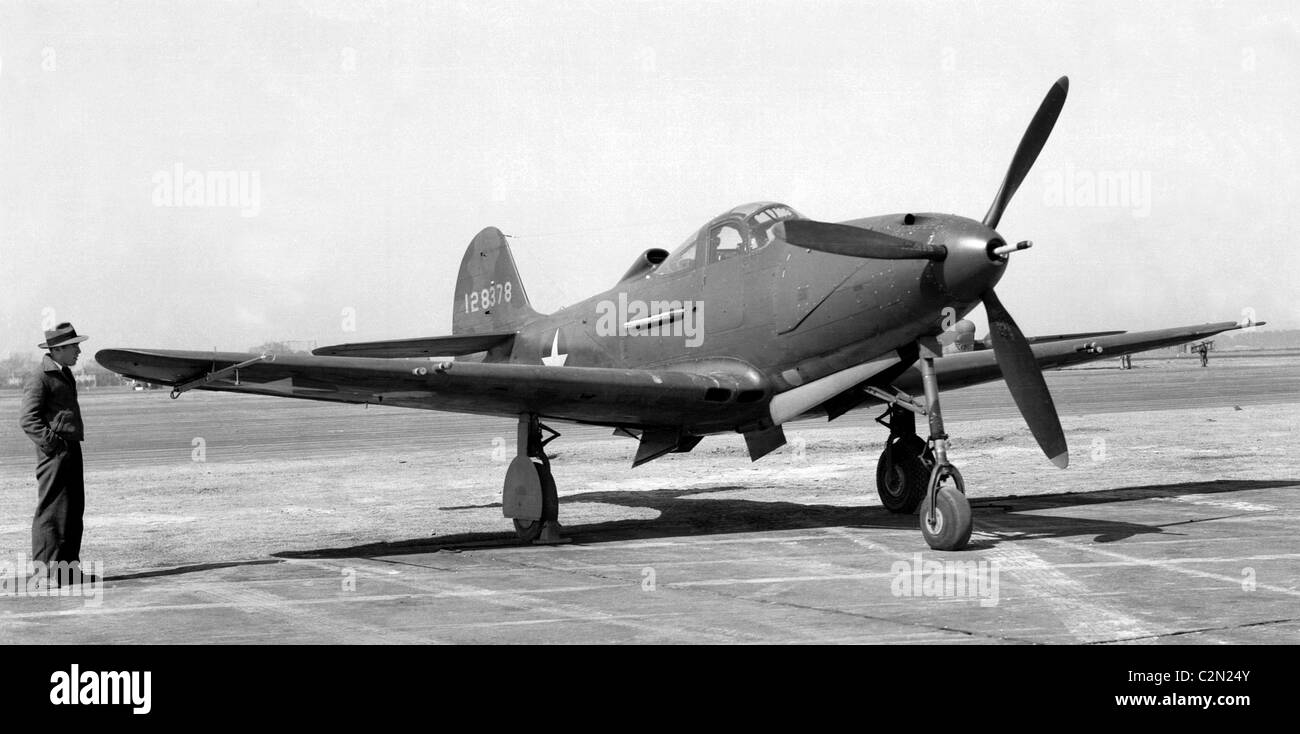 Bell P-39D Airacobra aircraft Stock Photo - Alamy