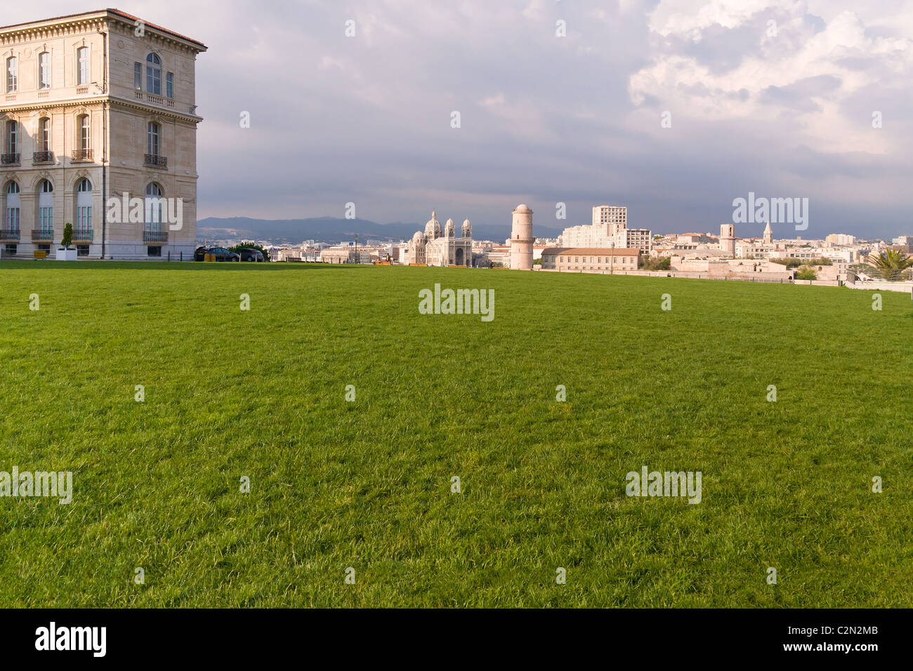 Countryside marseille france hi-res stock photography and images - Alamy