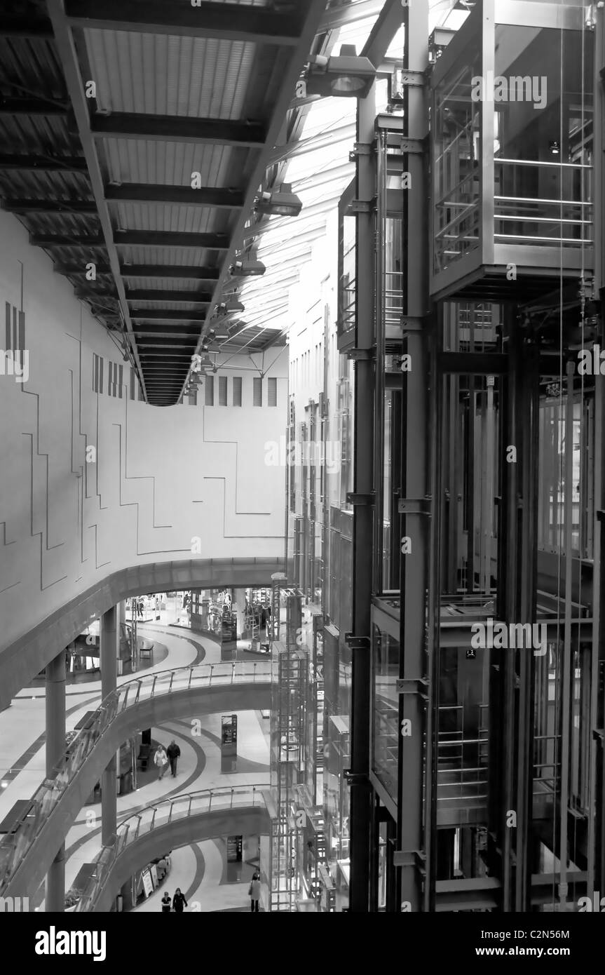 Modern architecture of large shopping center Stock Photo - Alamy