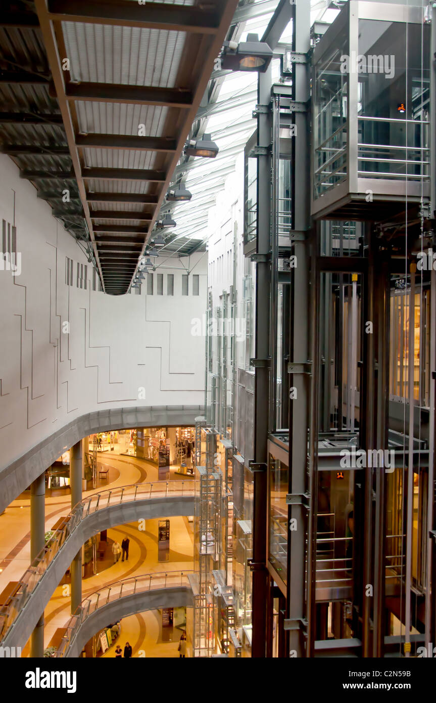 Modern architecture of large shopping center Stock Photo - Alamy