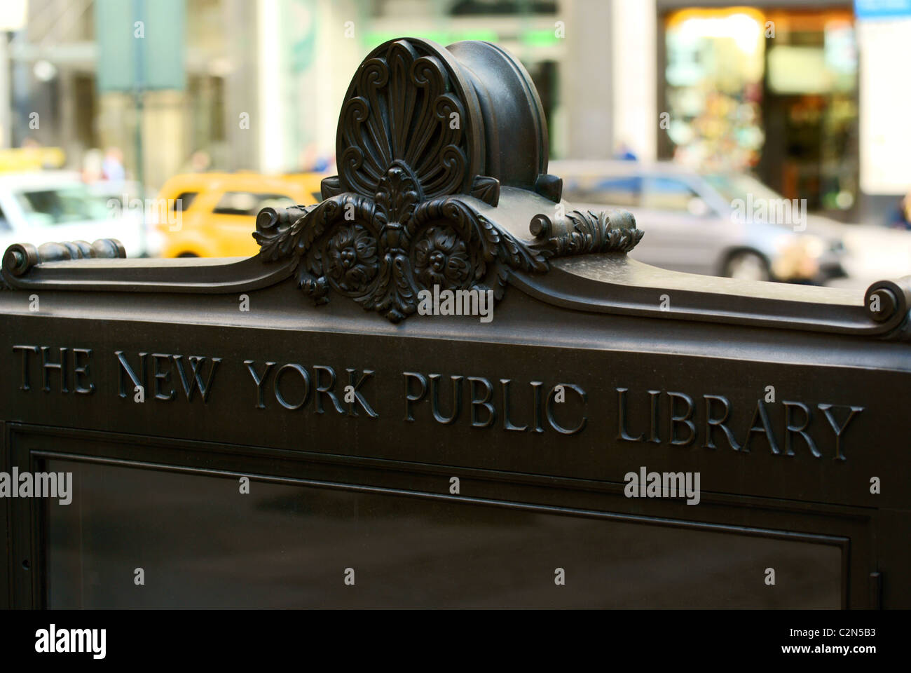 Public library sign hi-res stock photography and images - Alamy