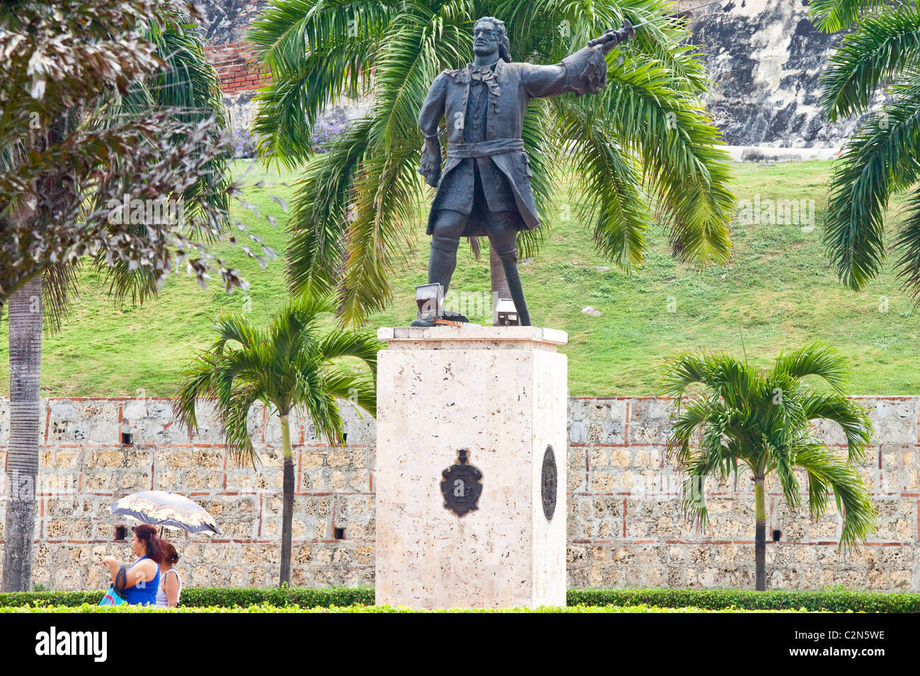 Statue of General Blas de Lezo in front of Castillo de San Felipe de ...