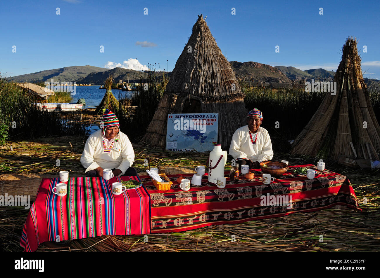 Indigeunos man with a traditonal table setting Stock Photo - Alamy