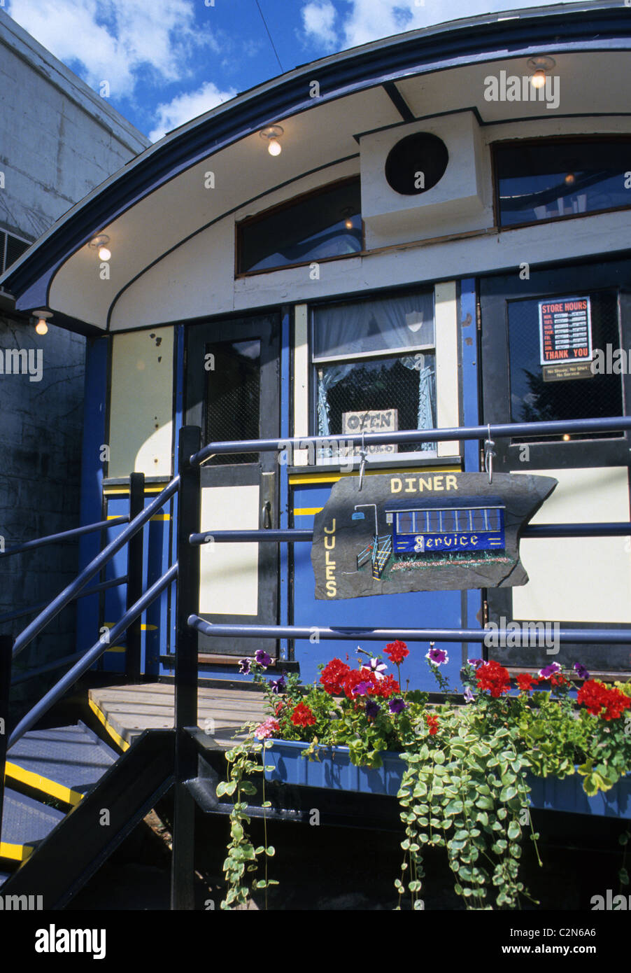 Mancini's Service Diner -a 1946 Worcester Lunch Car formerly located in ...