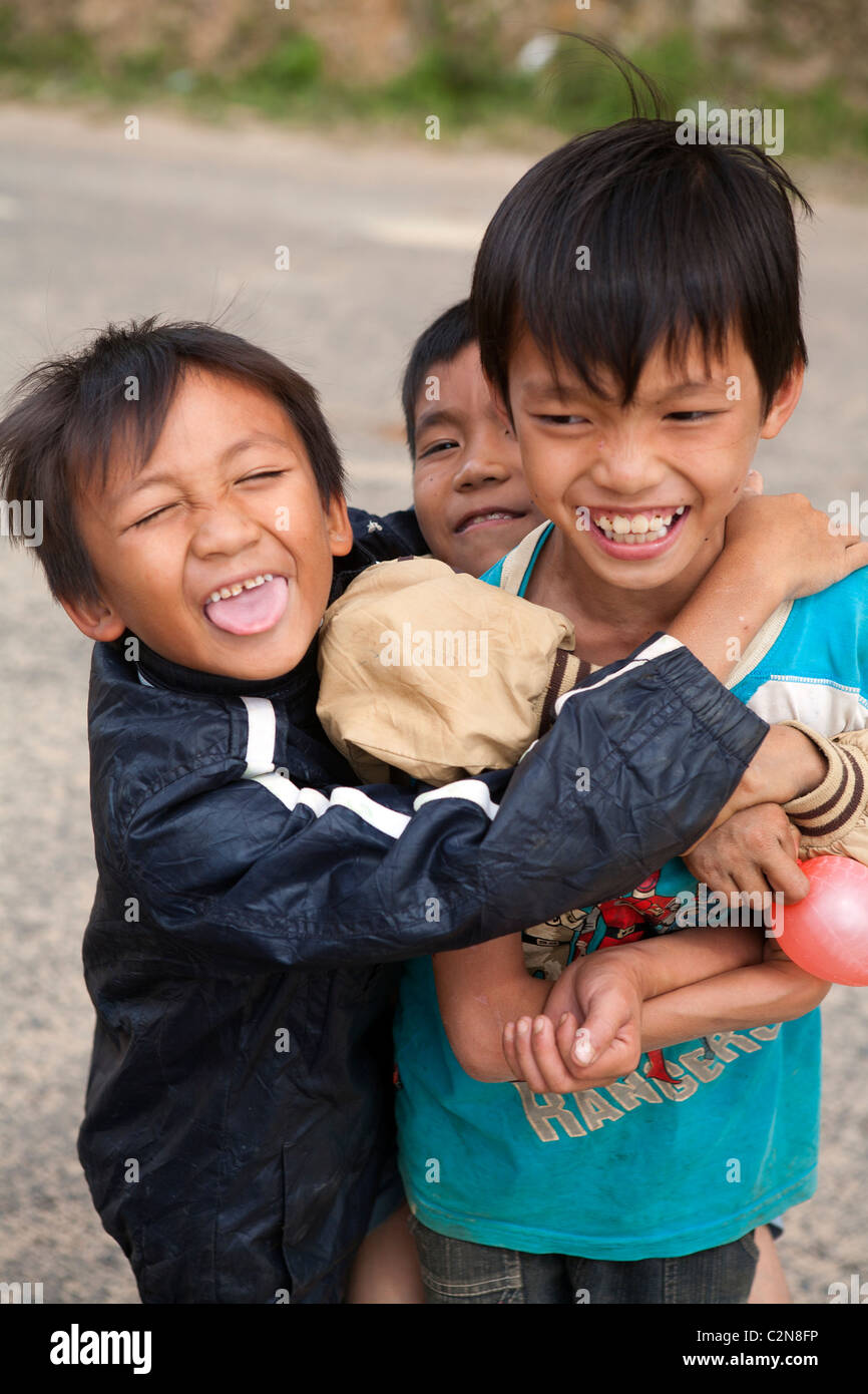 Kids of vietnam hi-res stock photography and images - Alamy