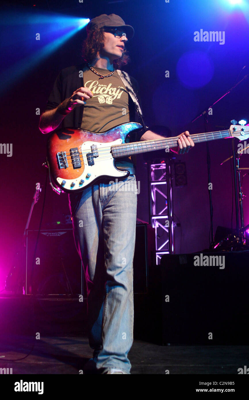 Greg Churchouse from Scouting for Girls performing at Manchester ...