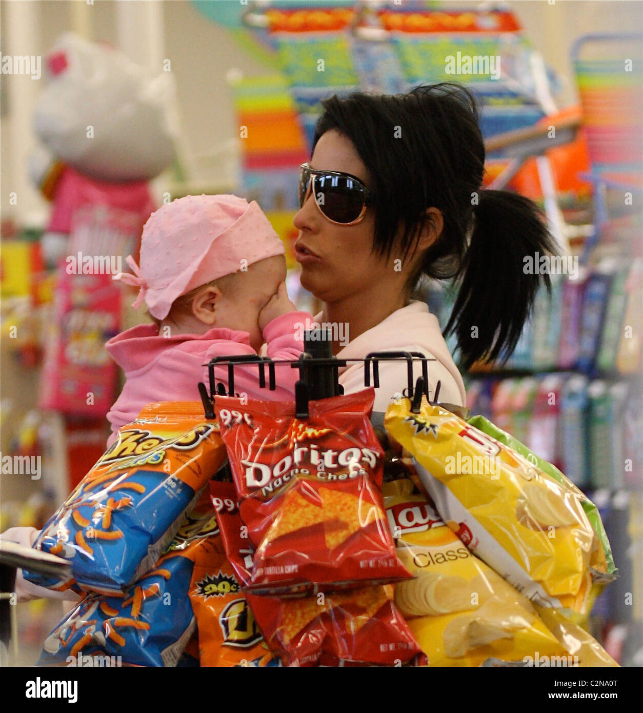 Katie Price with her daughter Princess Tiáamii went to Starbucks, CVS ...
