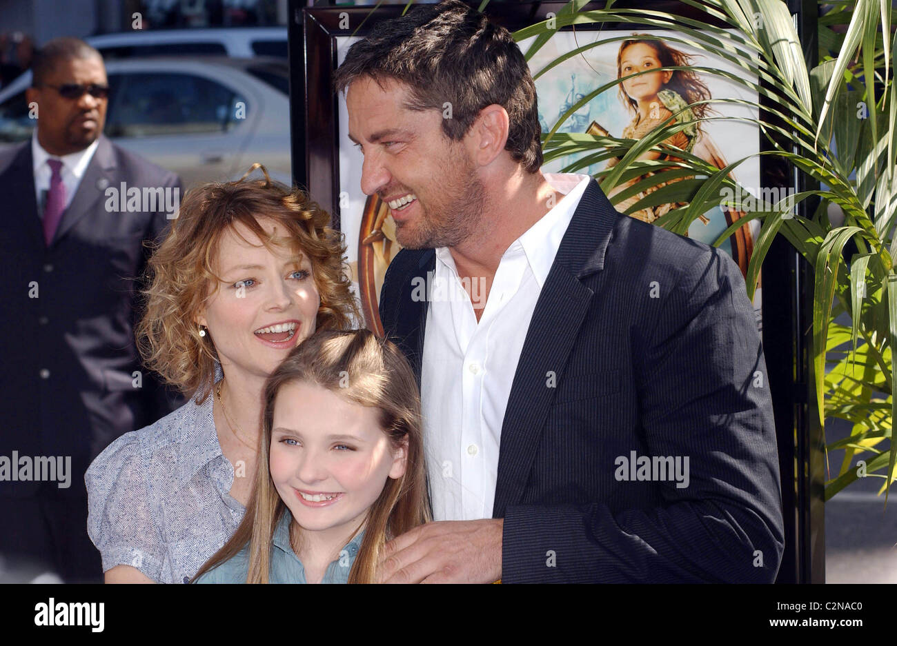 Abigail breslin and gerard butler hi-res stock photography and images ...