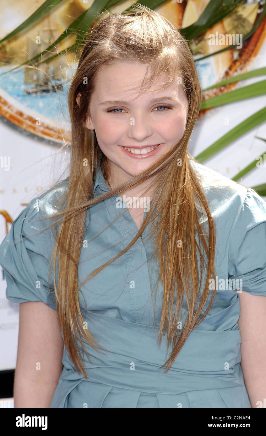 Abigail Breslin The World Premiere of Nim's Island at Grauman's Chinese ...