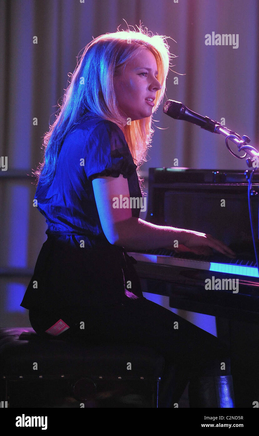 Lucie Silvas High Resolution Stock Photography and Images - Alamy