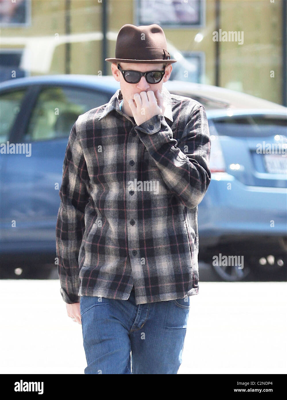 Josh Madden stopping to get coffee at Starbucks in West Hollywood Los ...