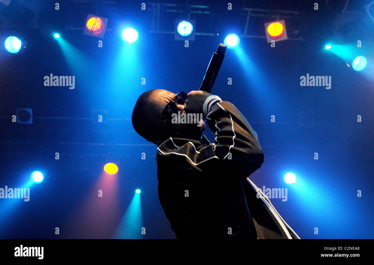 Grammy award winning hip hop artist hi-res stock photography and images ...