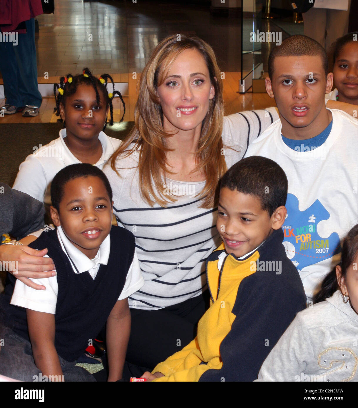Kim Raver reads to children at Barnes & Noble as part of Autism ...