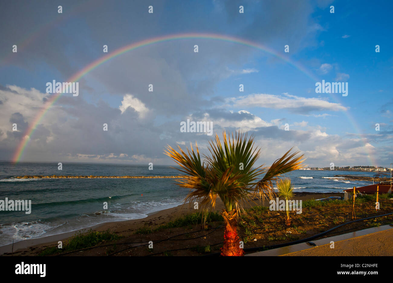 180 degree rainbow hi-res stock photography and images - Alamy