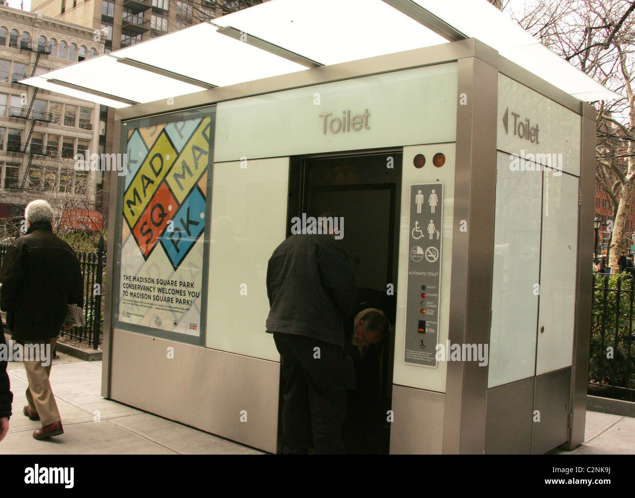 Coin operated toilet hi-res stock photography and images - Alamy