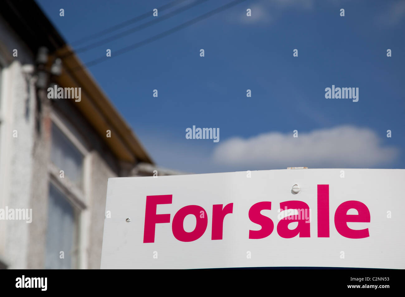 For sale sign house hi-res stock photography and images - Alamy