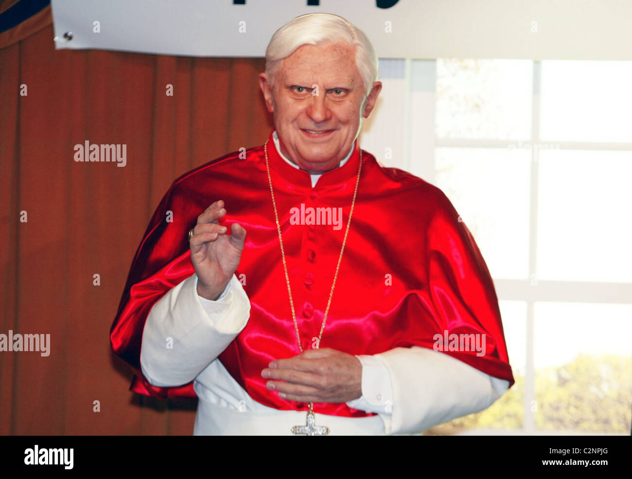 Pope Benedict XVI wax figure Madame Tussauds imported the Pope Benedict ...