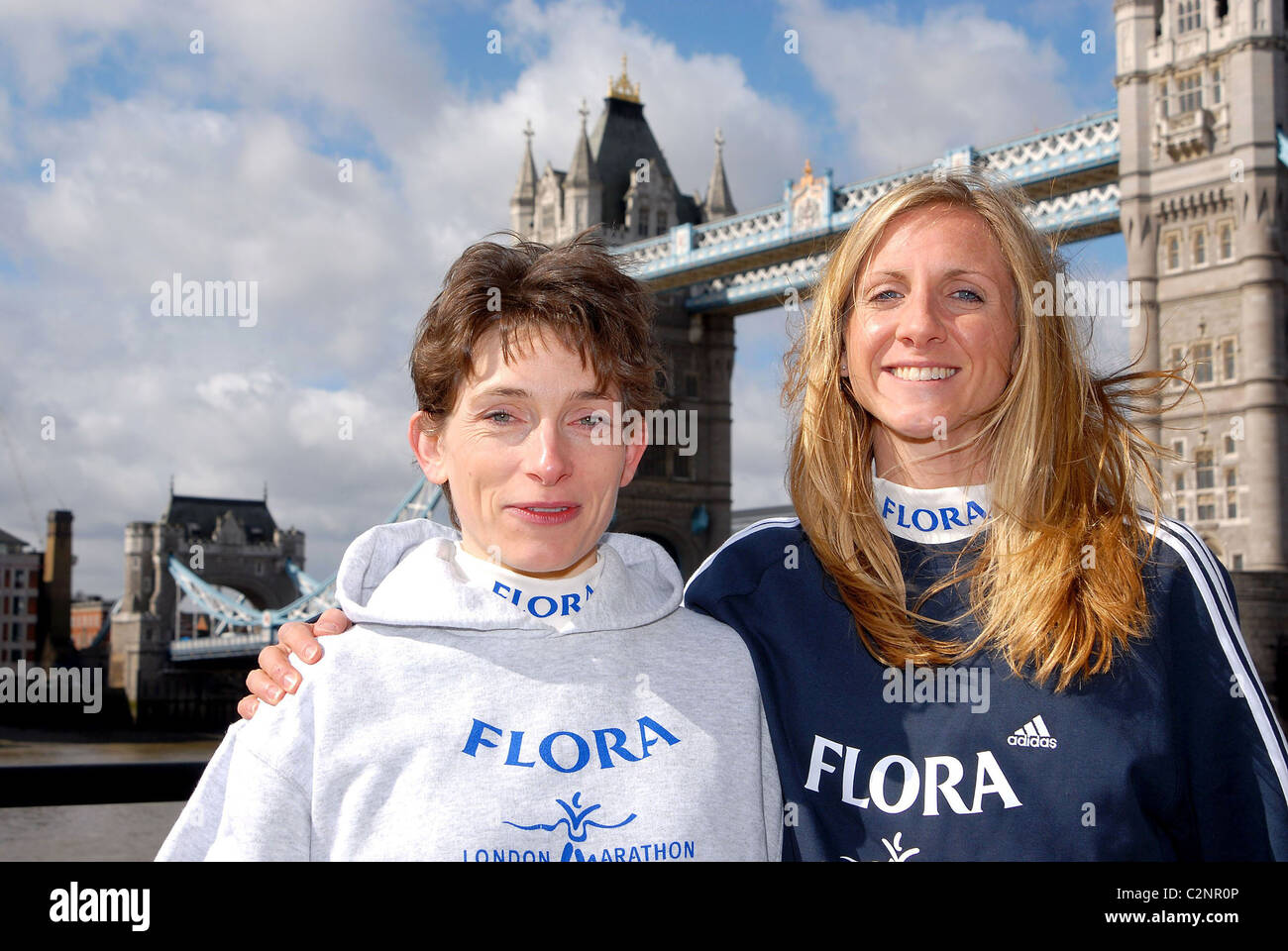British Runners Hayley Haining and Liz Yelling London Marathon 2008 ...