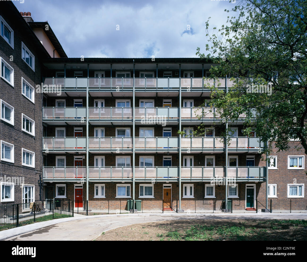 British flats london hi-res stock photography and images - Alamy