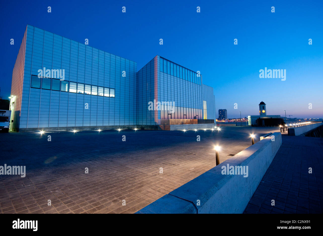 Turner Contemporary gallery exterior at night Stock Photo - Alamy
