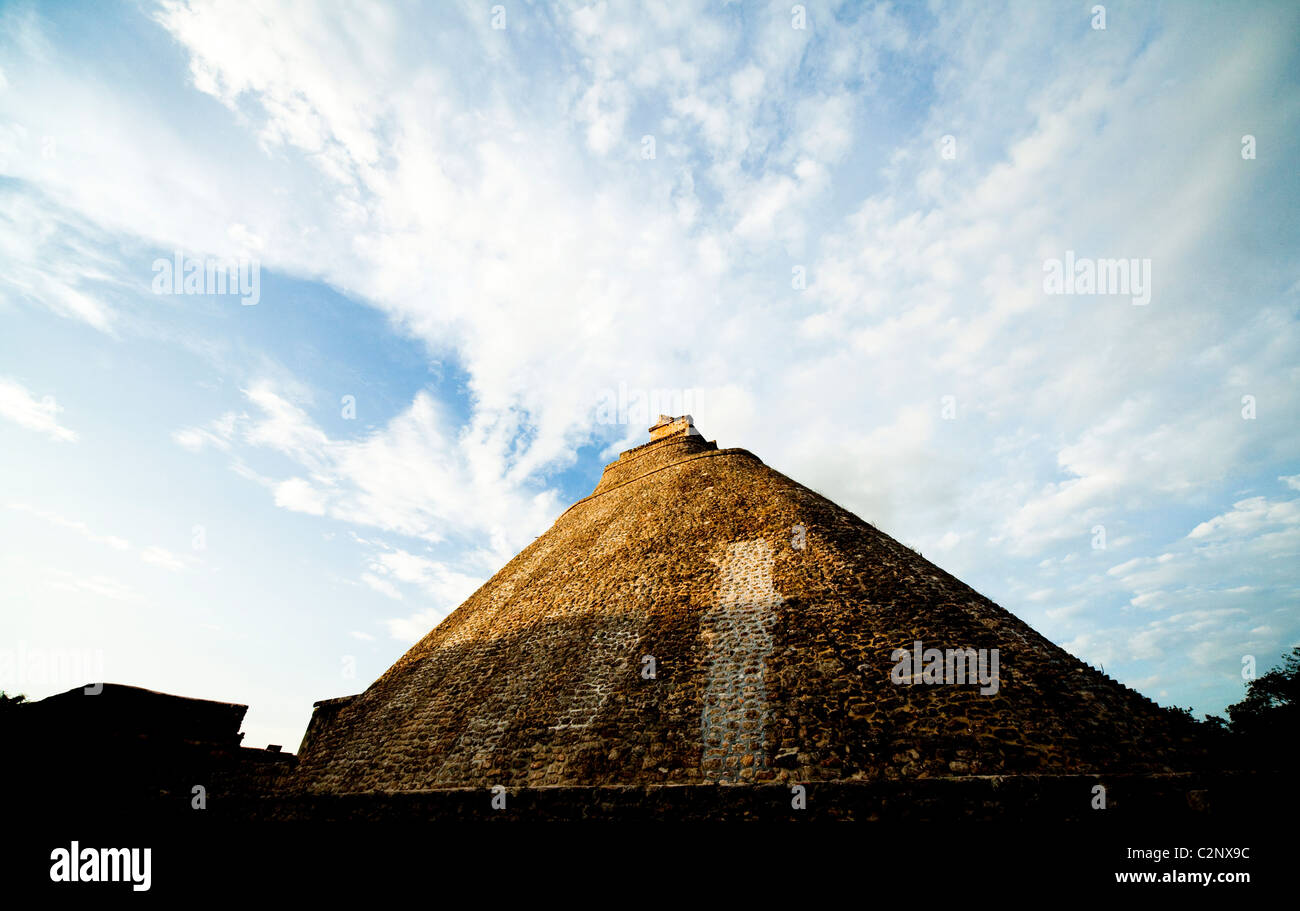 THE MAGICIAN PYRAMID IN UXMAL, YUCATAN, MEXICO Stock Photo - Alamy