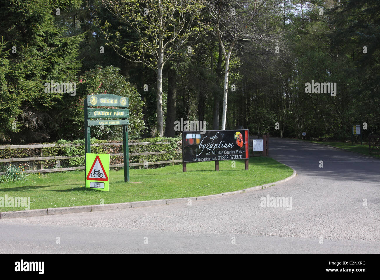Monikie country park hi-res stock photography and images - Alamy