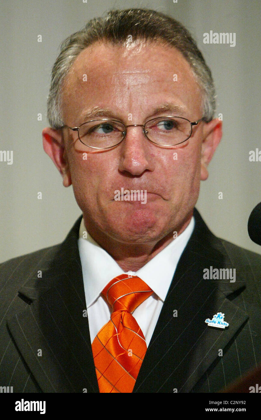 Mitch Stoller 20th Anniversary of Safe Kids Worldwide Press Conference ...