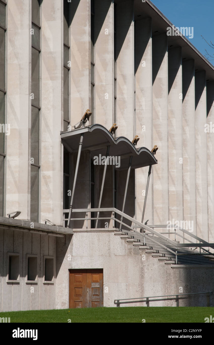 Manchester Crown Court,Crown Square,Manchester,UK Stock Photo - Alamy