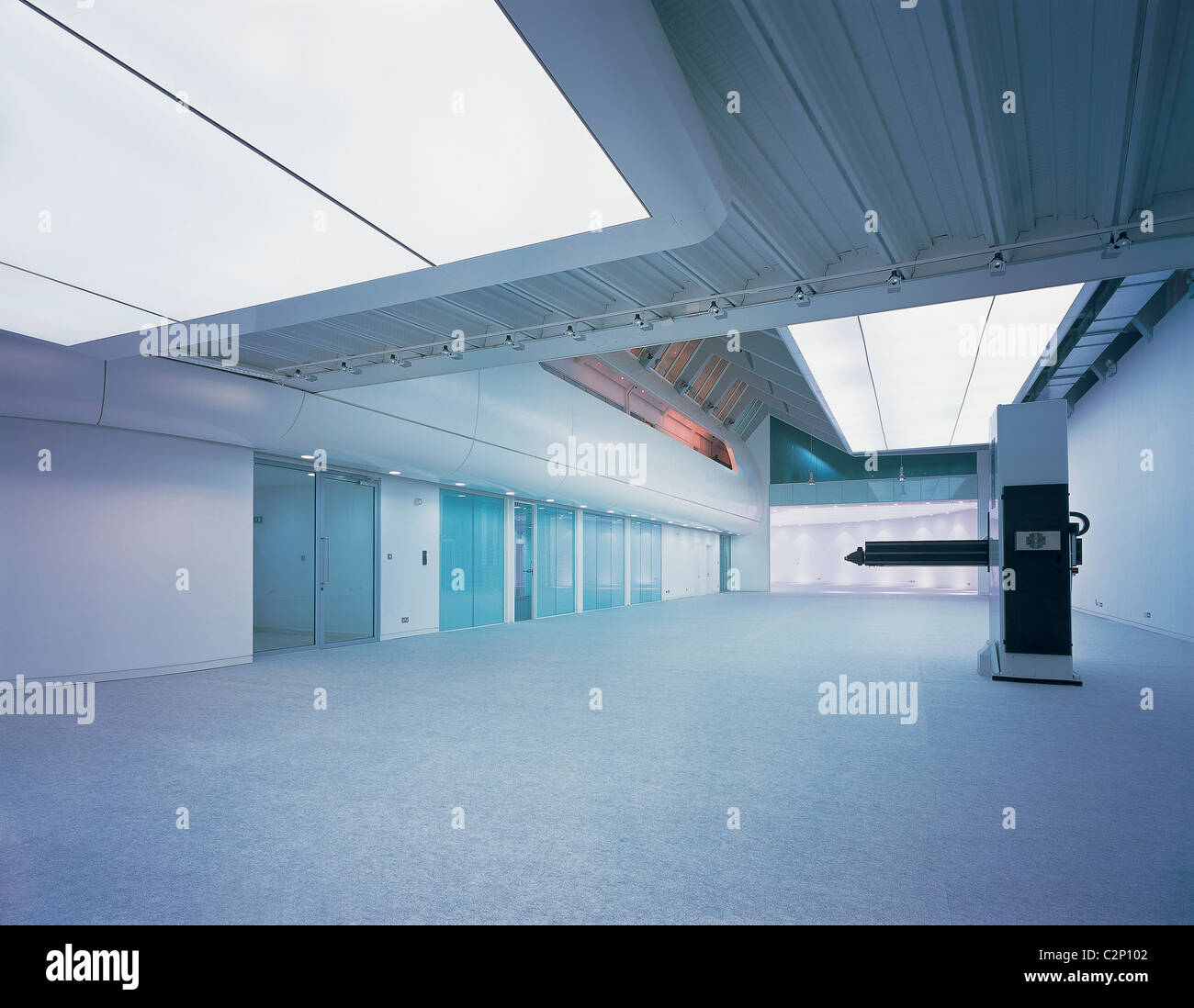 Nissan design europe hi-res stock photography and images - Alamy