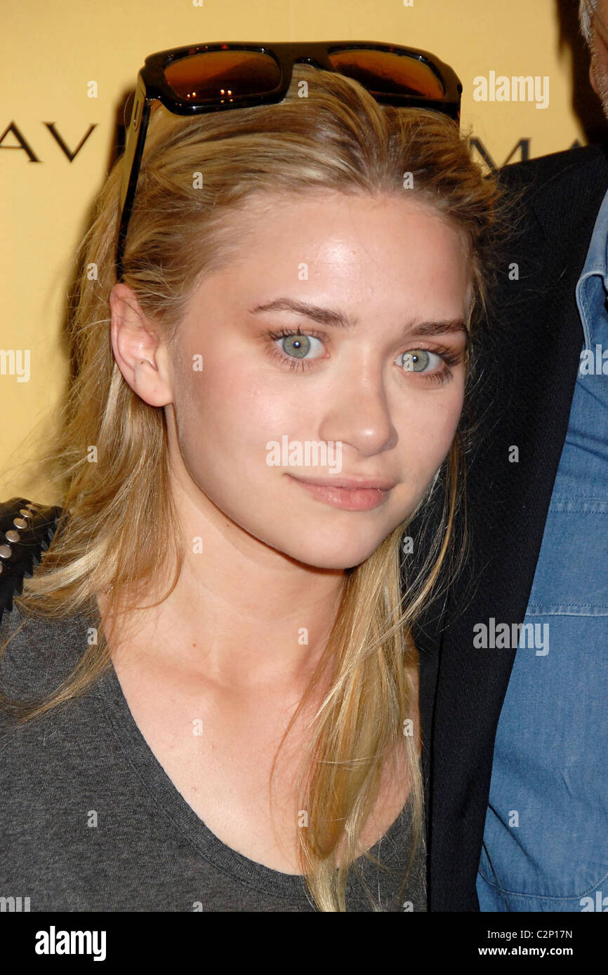 Ashley Olsen Screening of 'Everywhere At Once' at the Hearst Tower ...
