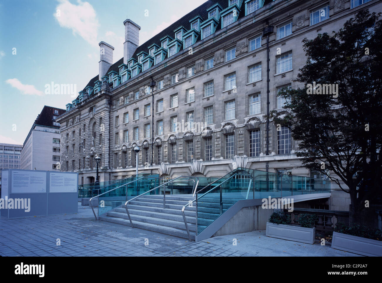 Steps and pedestrian bridge hi-res stock photography and images - Alamy