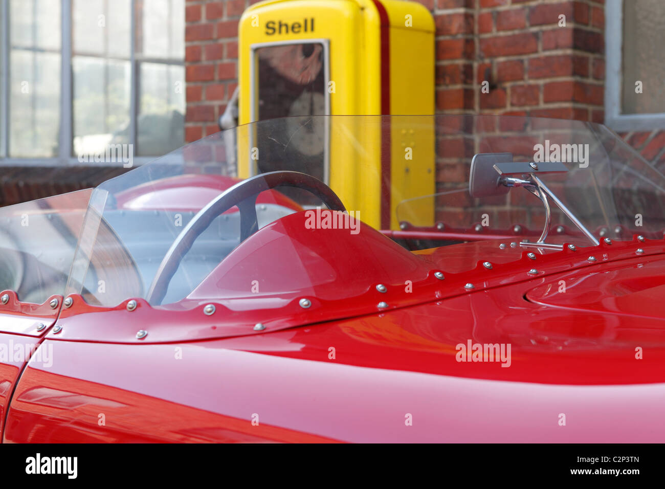 Old timer, old Car, Maserati, Porsche, Alfa Romeo, Jaguar, Ferrari ...