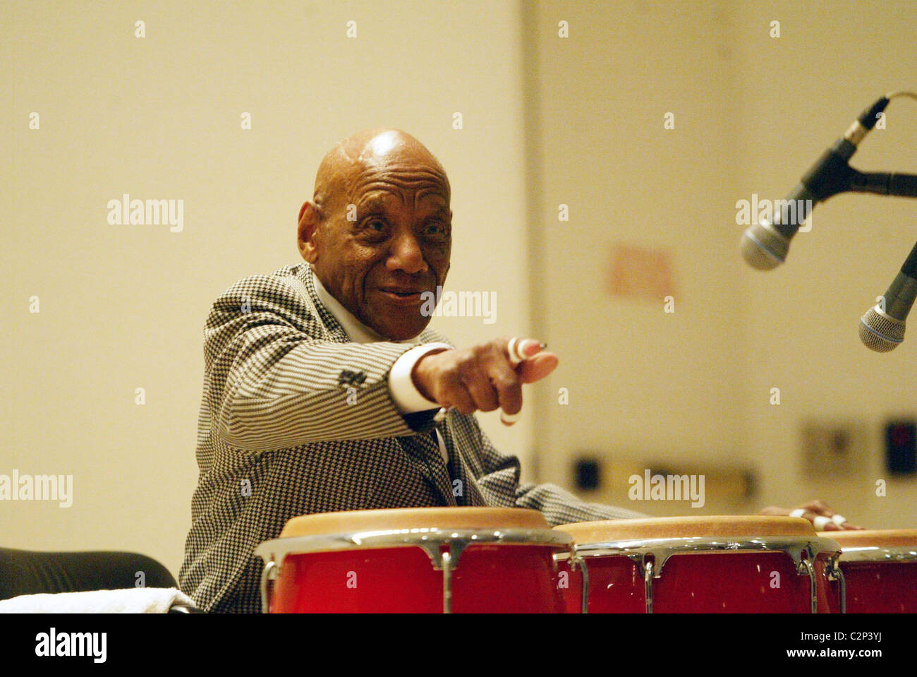 Conga player hi-res stock photography and images - Alamy