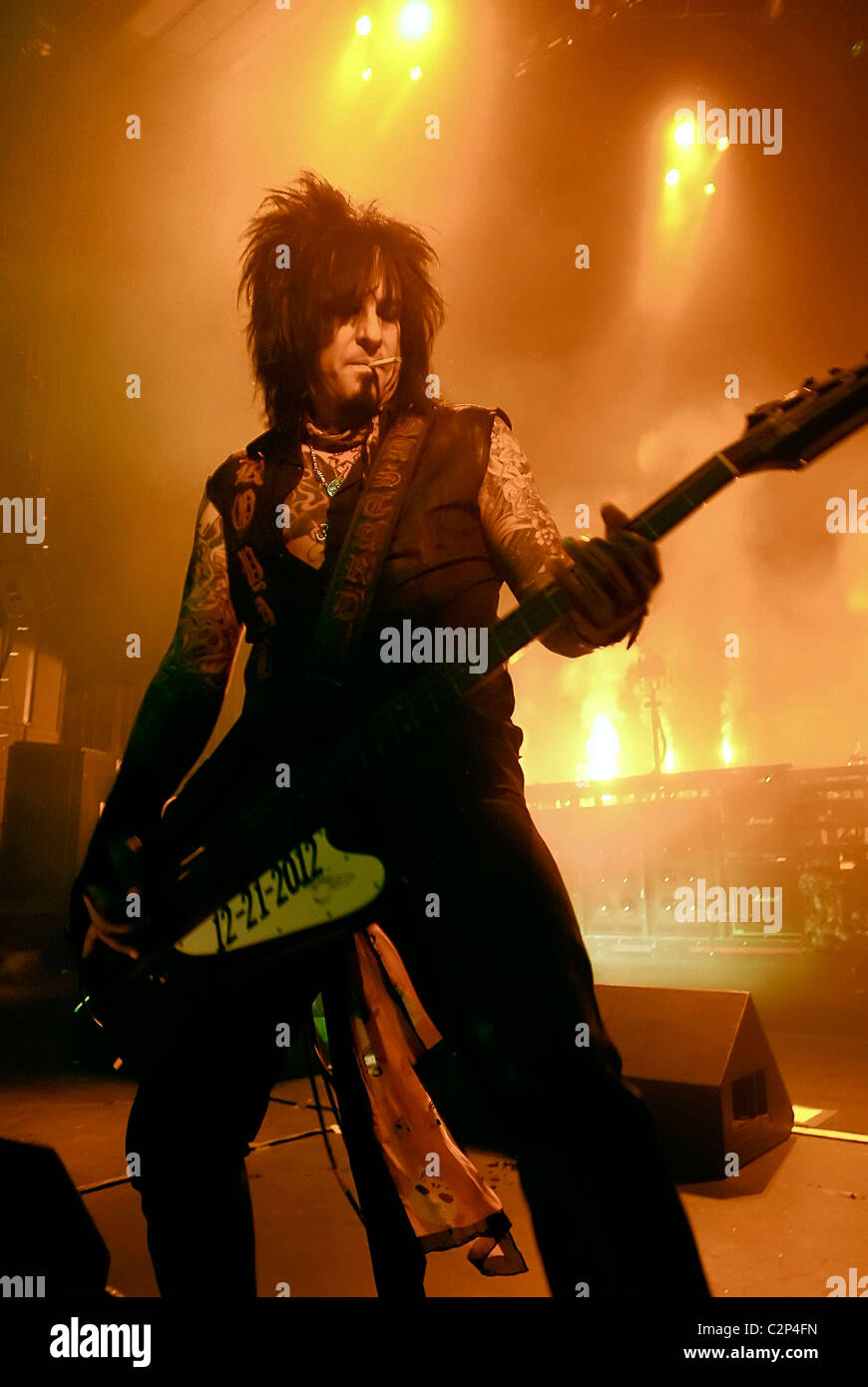 Nikki sixx motley crue performing hi-res stock photography and images ...