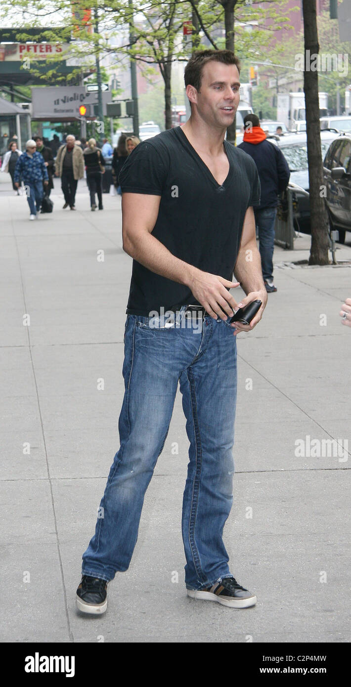 Cameron mathison and children hi-res stock photography and images - Alamy