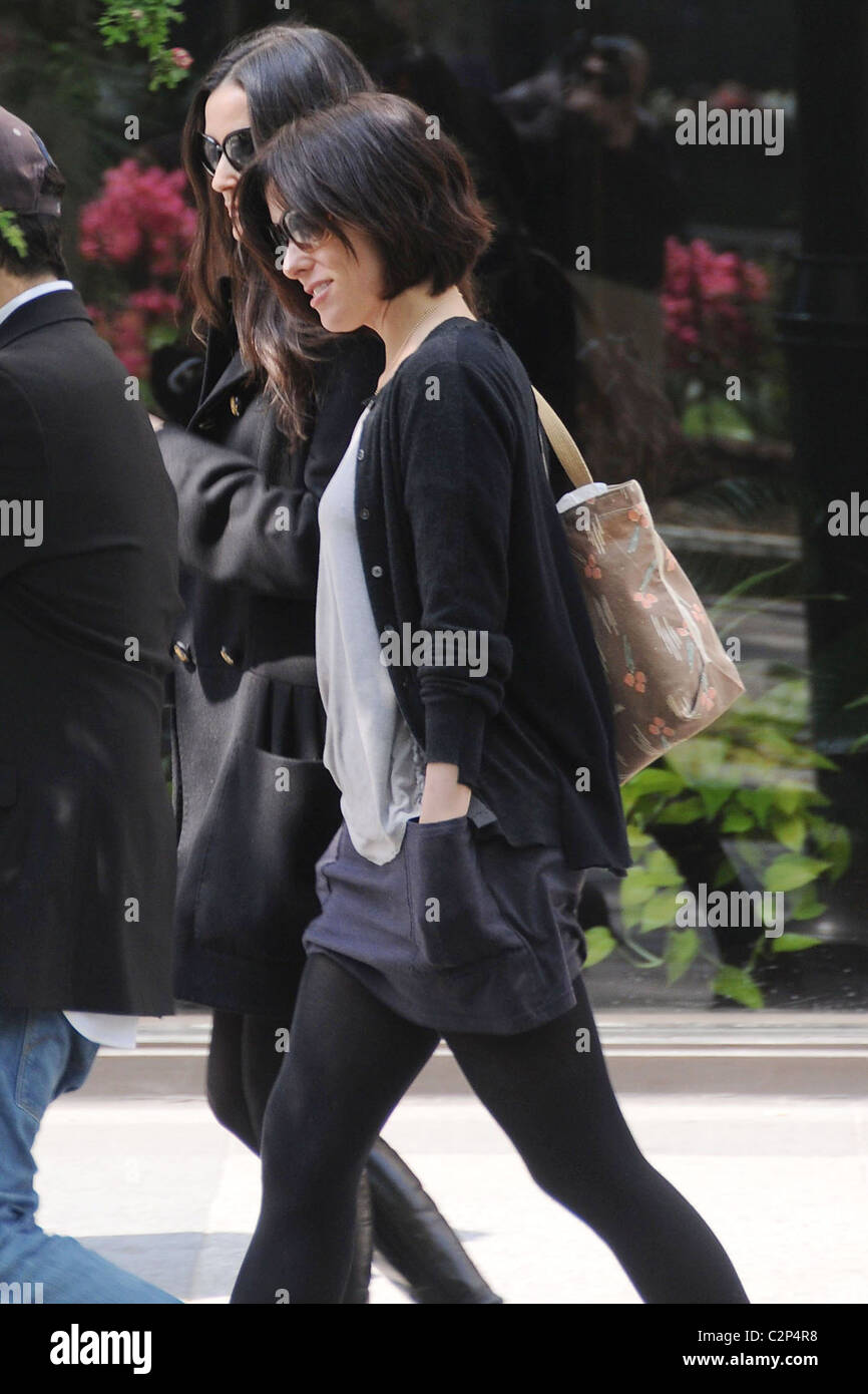 Demi moore and parker posey hi-res stock photography and images - Alamy