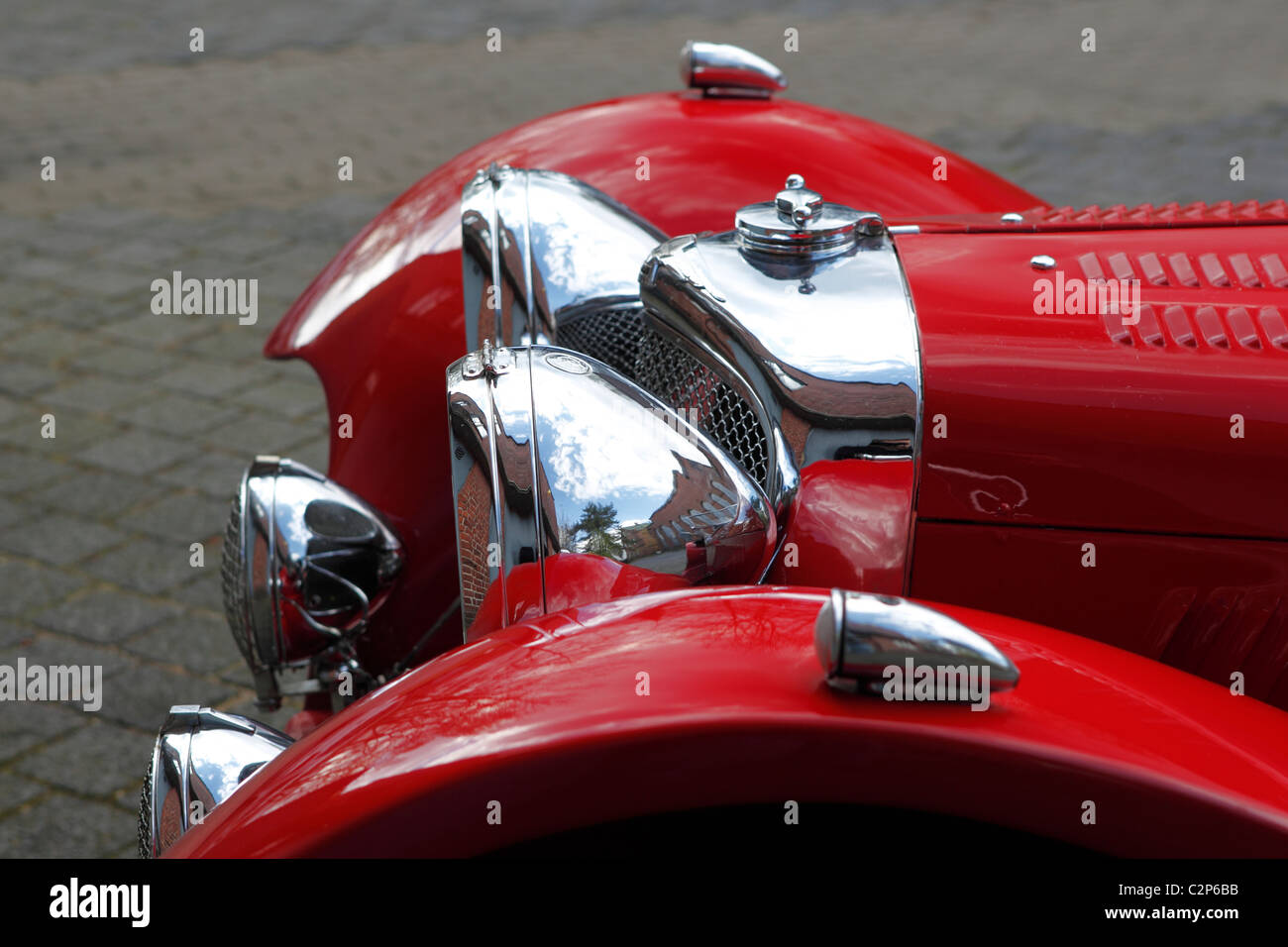 Old timer, old Car, Maserati, Porsche, Alfa Romeo, Jaguar, Ferrari ...