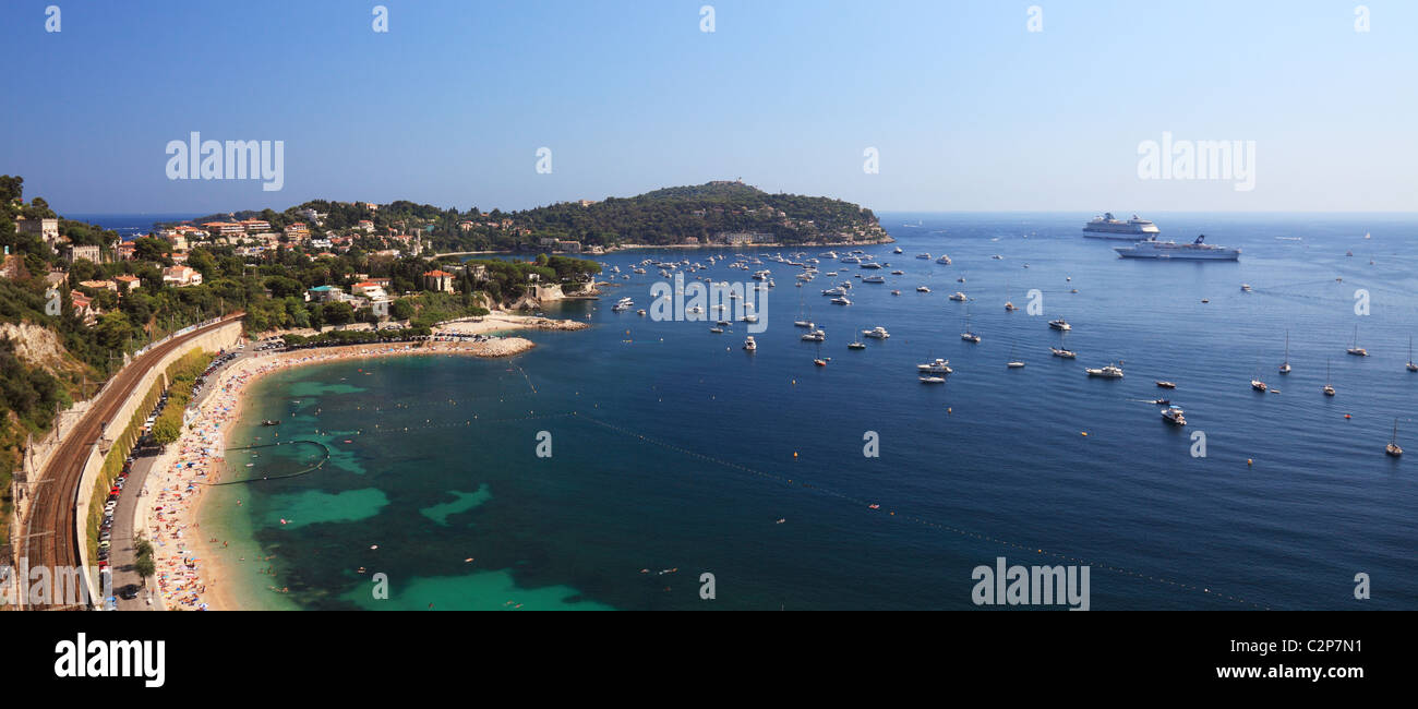 Panoramic view of a beatufil bay near harbor of the city of Nice ...
