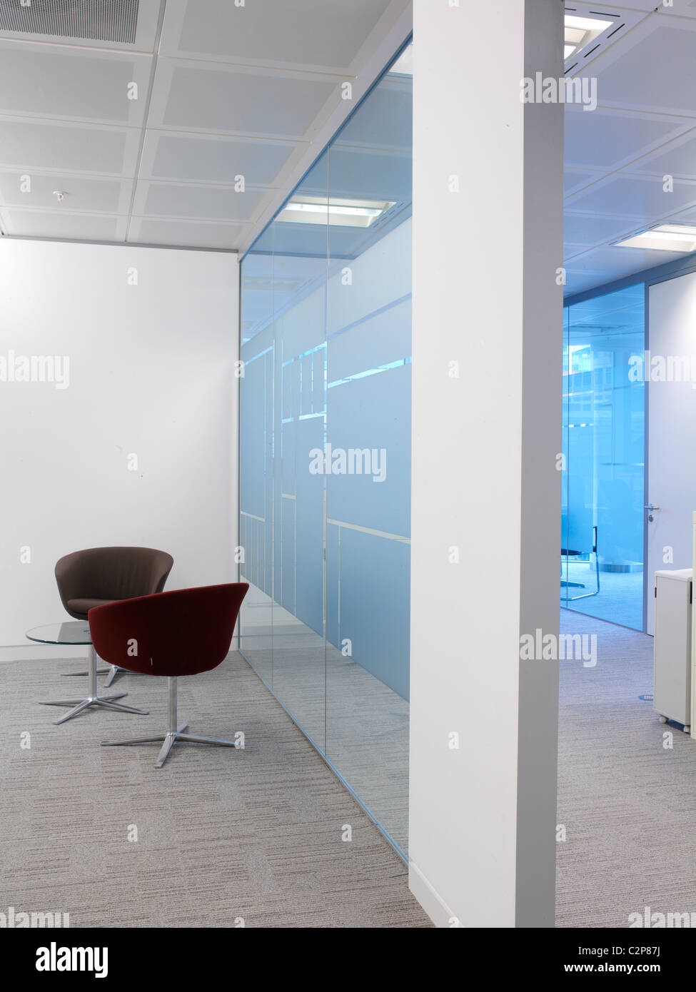 News building hi-res stock photography and images - Alamy