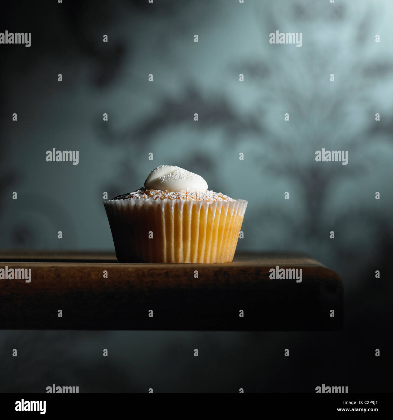 Dusted with icing sugar hi-res stock photography and images - Alamy
